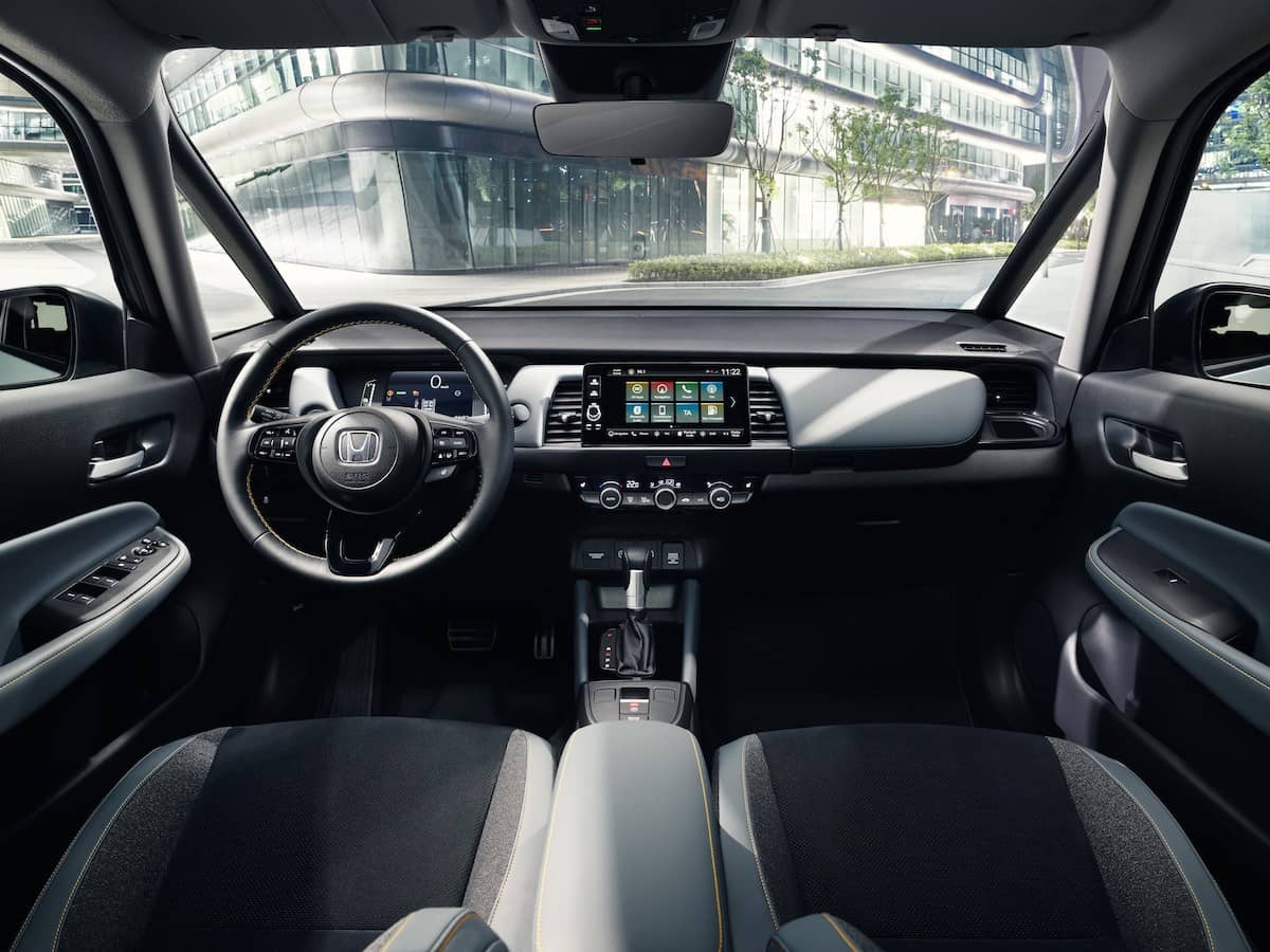 HONDA JAZZ e:HEV propose une nouvelle version Advance Sport - MotorsActu