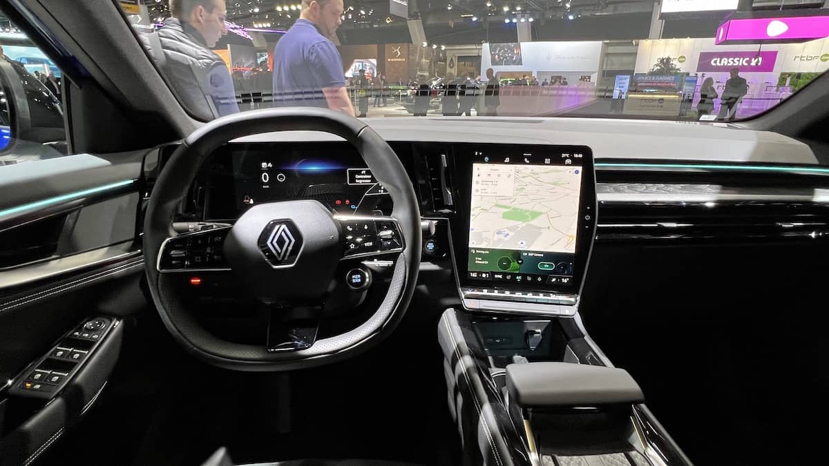 Wunderbar Ausstattung Von 2023 Renault Austral Bild