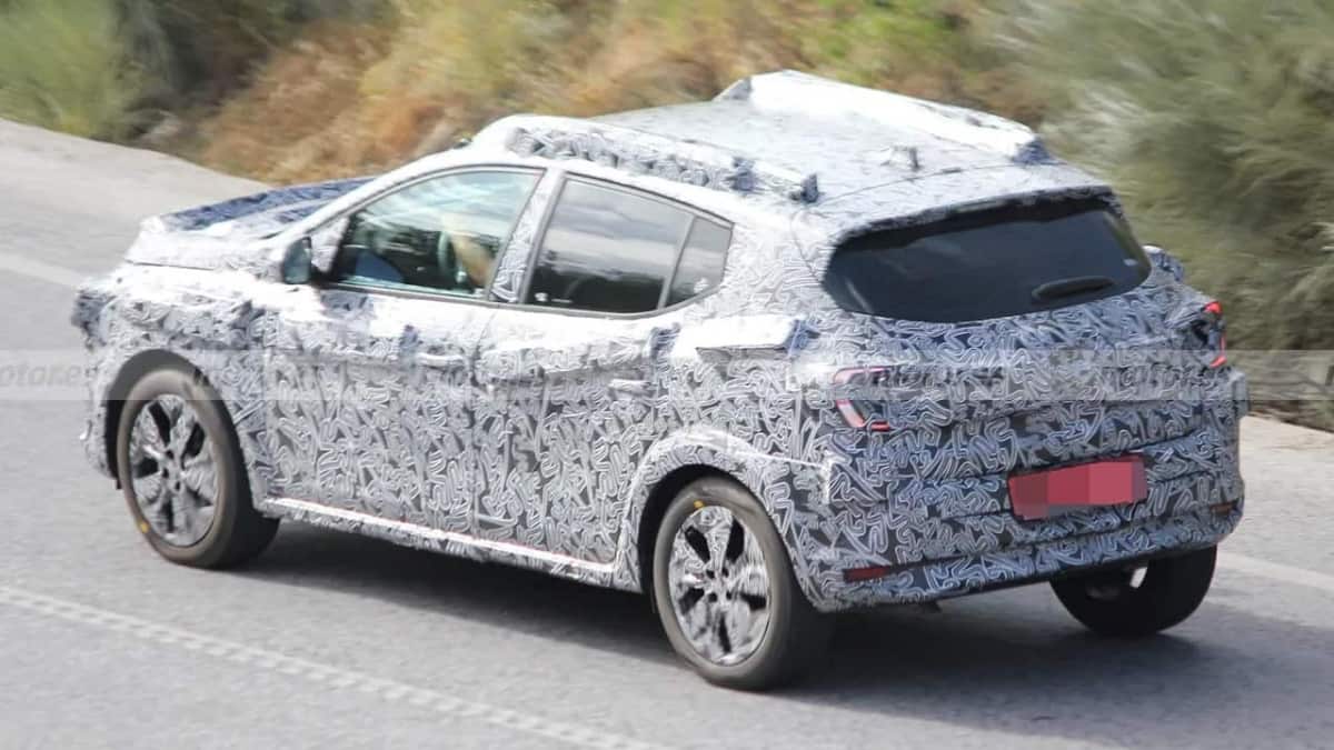 RENAULT : un nouveau crossover bon marché repéré en Europe ! - MOTORS ACTU