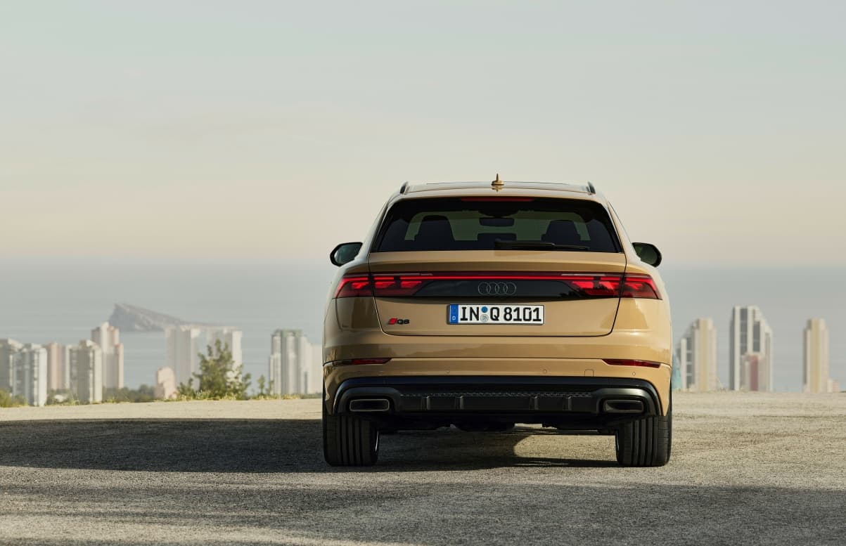 Nouvelle Audi Q8 : design expressif et nouvelle technologie d'éclairage ...