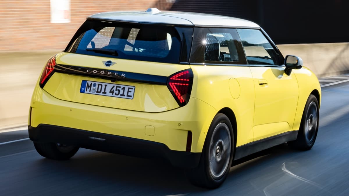 Nouvelle MINI Cooper E finition Classic 2024 - MOTORS ACTU