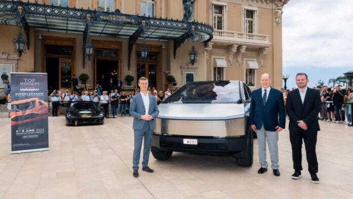 Premier essai européen du Tesla Cybertruck à Monaco par le Prince ...