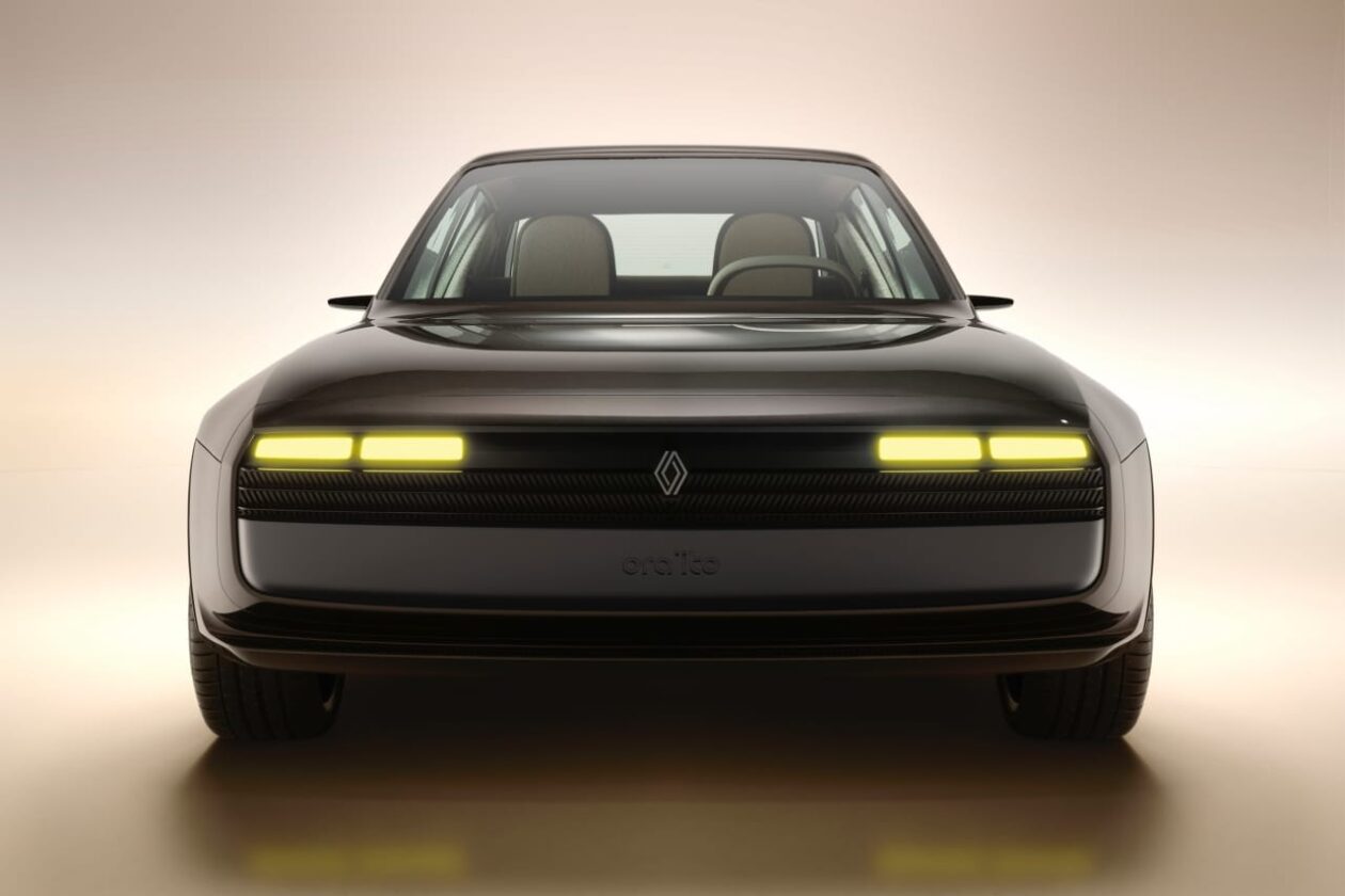 Renault fait renaître la R17 en version restomod électrique - MotorsActu
